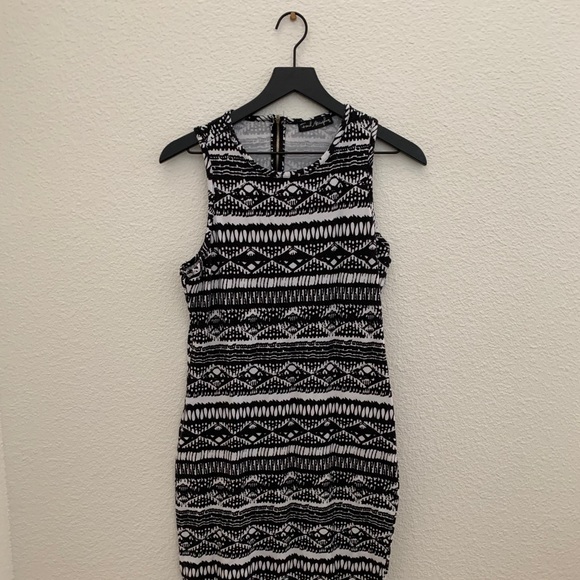 French Atmosphere | Dresses | French Atmosphere Black White Tribal Midi ...